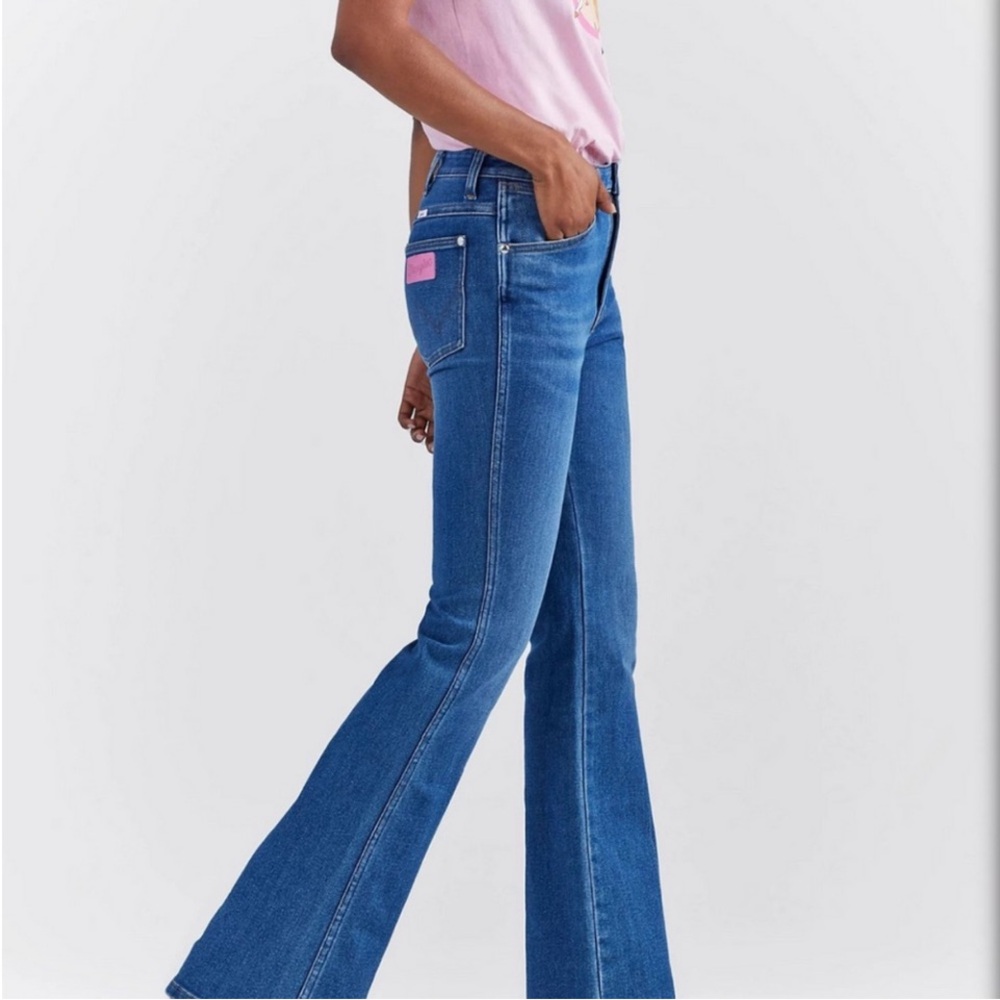 Barbie X Wrangler Blue Flare Jeans With Pink Barbie A… - Gem